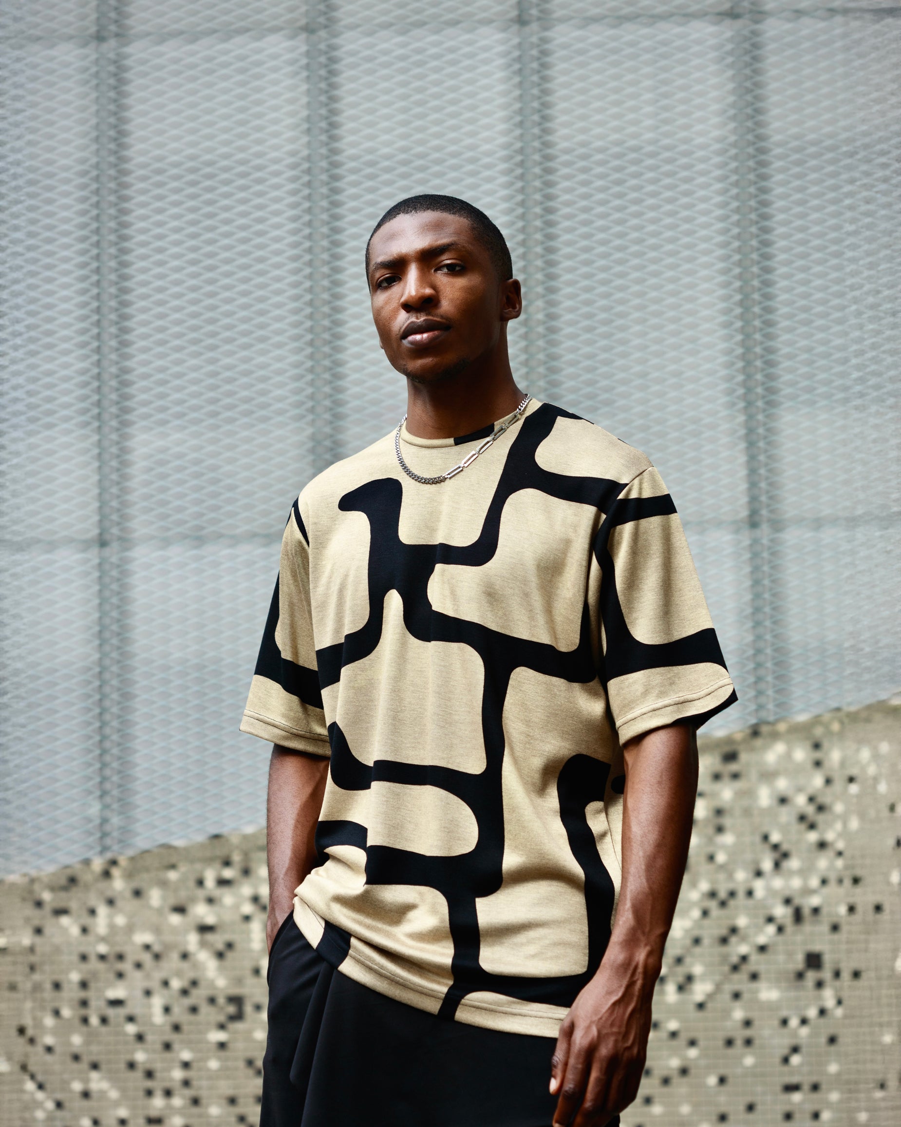 CURBAN gold pith Oversized Men's T-Shirt – Curban Place